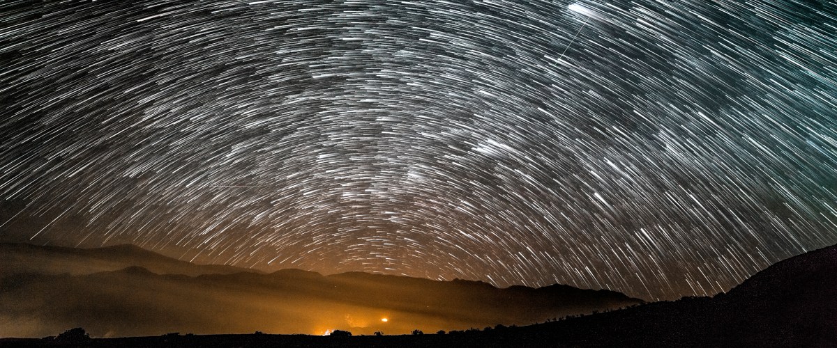 Lluvia de Estrellas – AstroFotoPeru